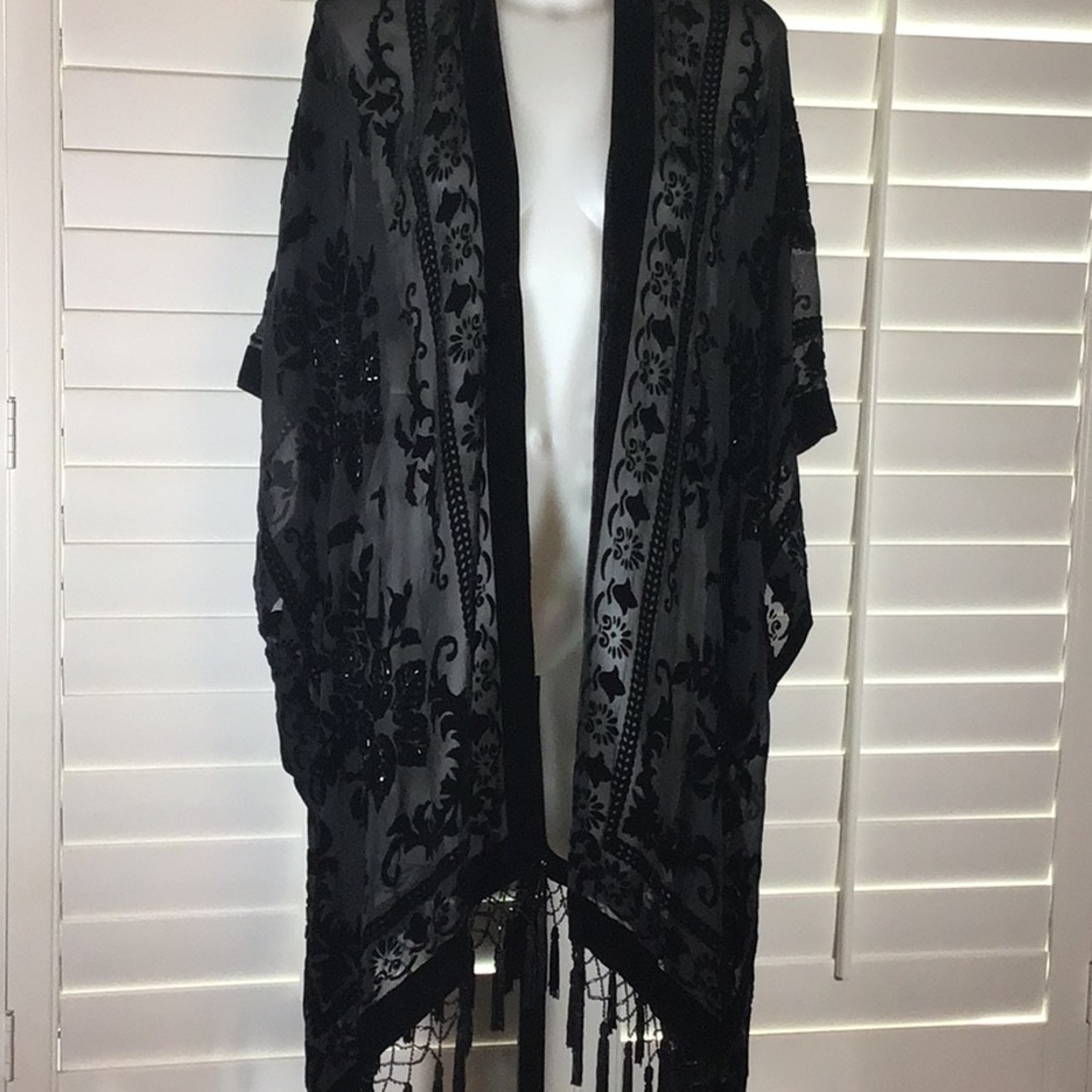 Vintage Rose Beaded Velvet Ruana - Gem